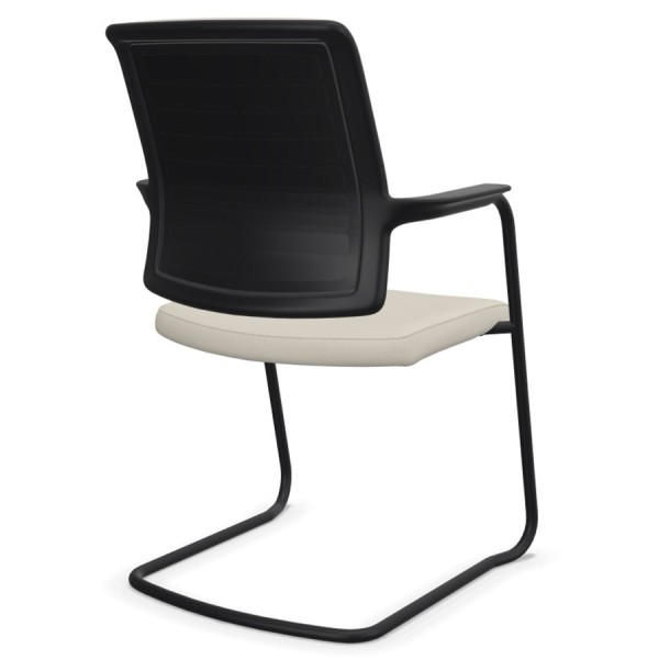 Interstuhl Hero 550H Freischwinger konfigurierbar | raumweltenheiss